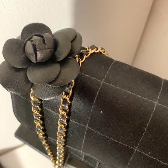 CHANEL | Bags | Chanel Iconic Y2k Quilted Camellia Flap Bag Black Vegan ...